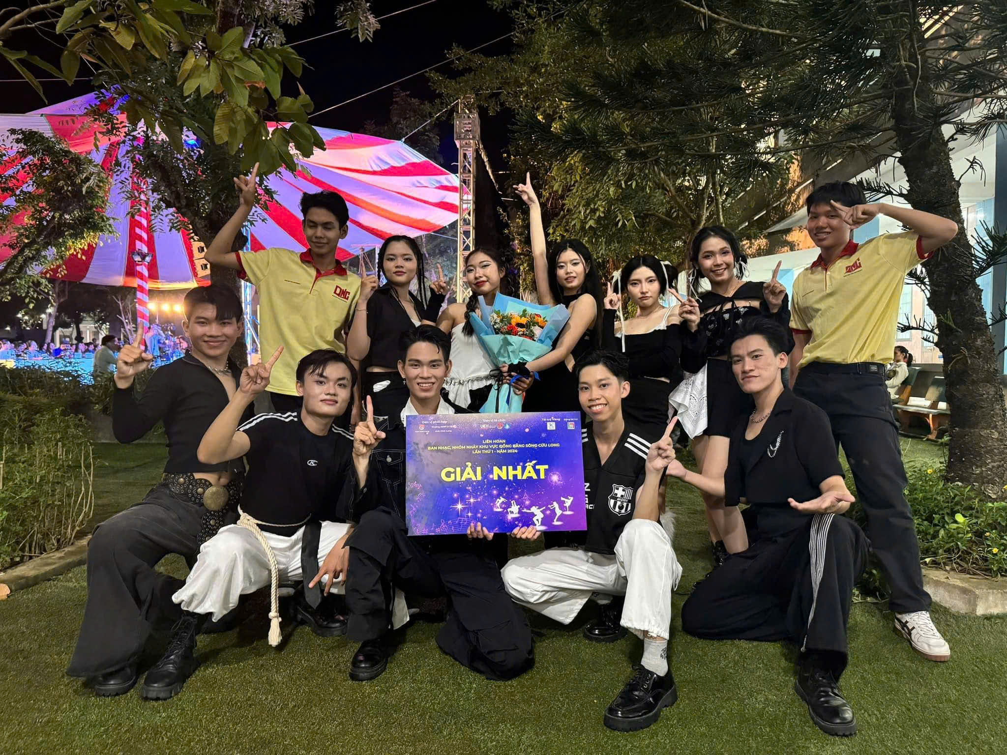 DNC Dancing Club wins first prize at The 1st Mekong Delta Region Band ...