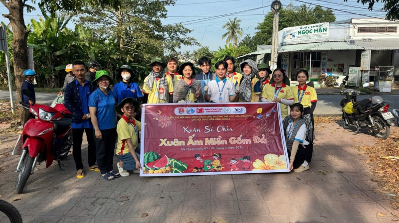 Warm Spring in the Red Pottery Land: Vinh Long 1 Student Association ...